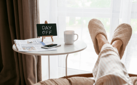 How to Manage Your Employees’ Summer Time Off Requests